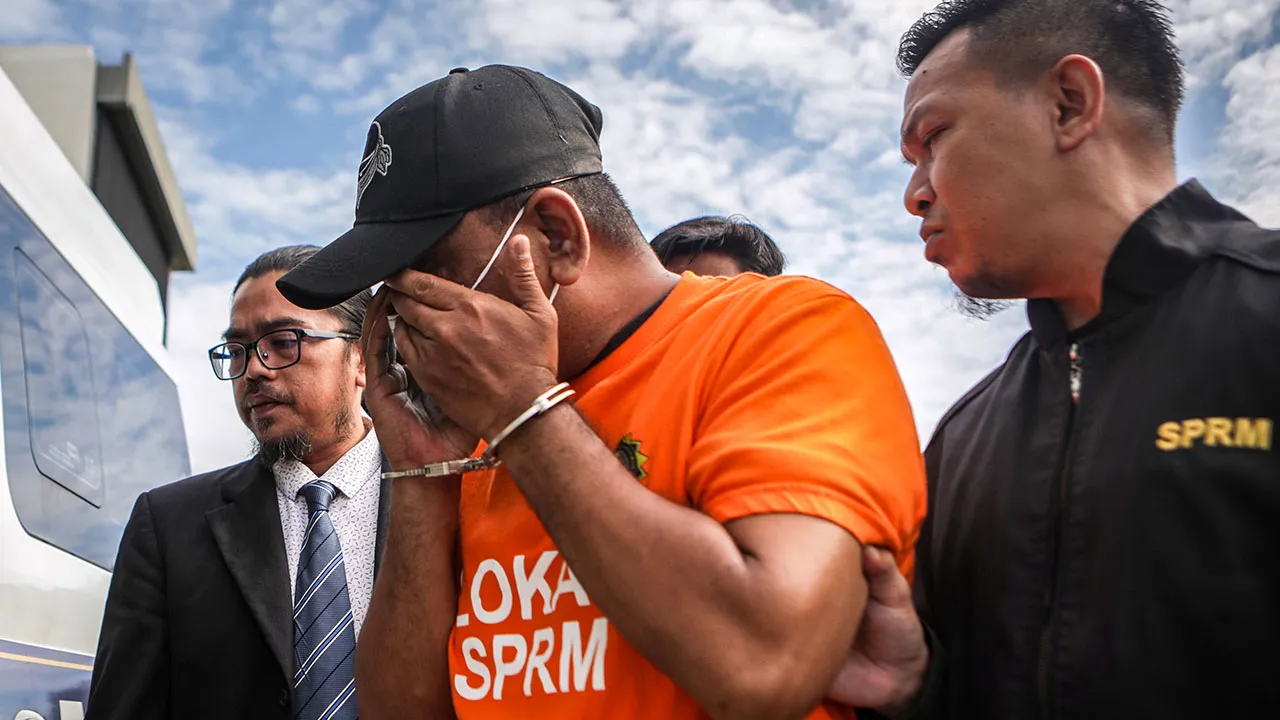 Anggota bomba direman bantu siasatan kes salah guna jawatan - NasionalDaily